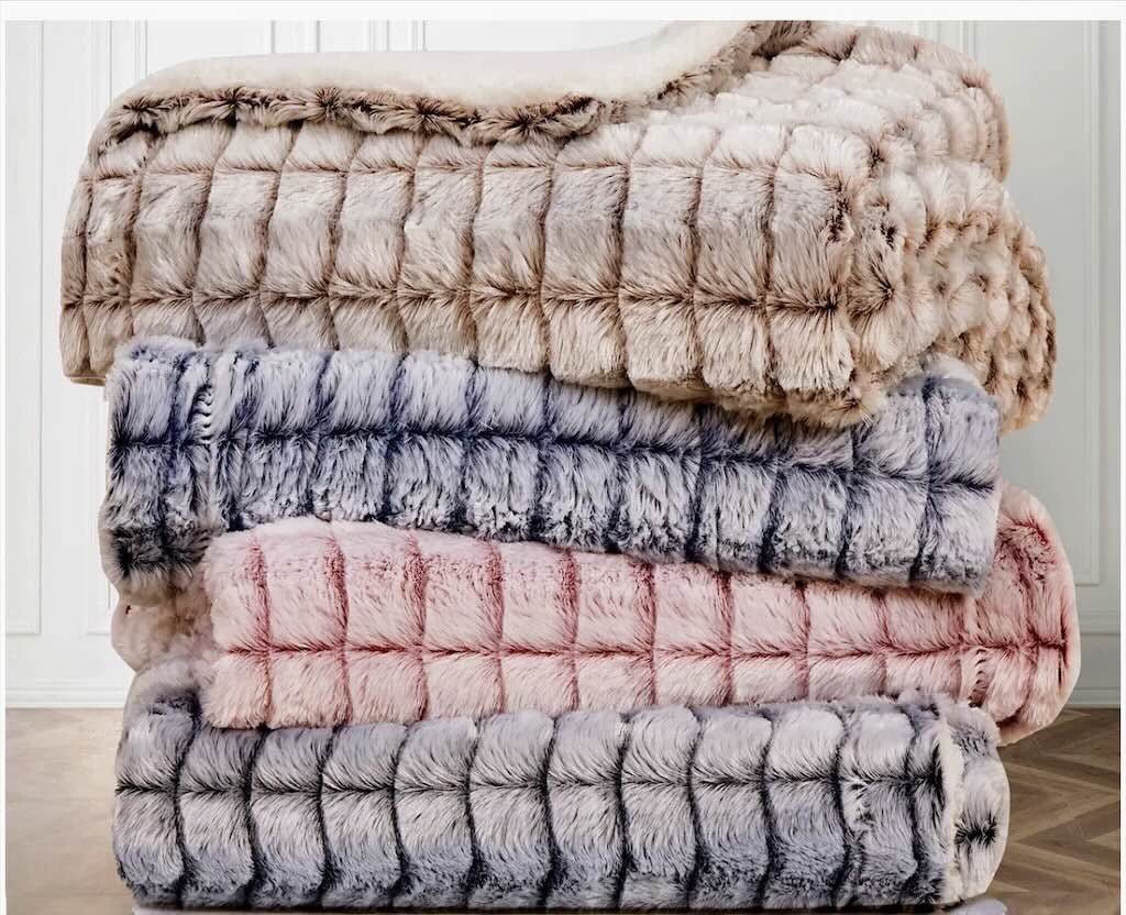 MAMA Box - Large: Perfect Gift for Mom - Blissful Bundlz